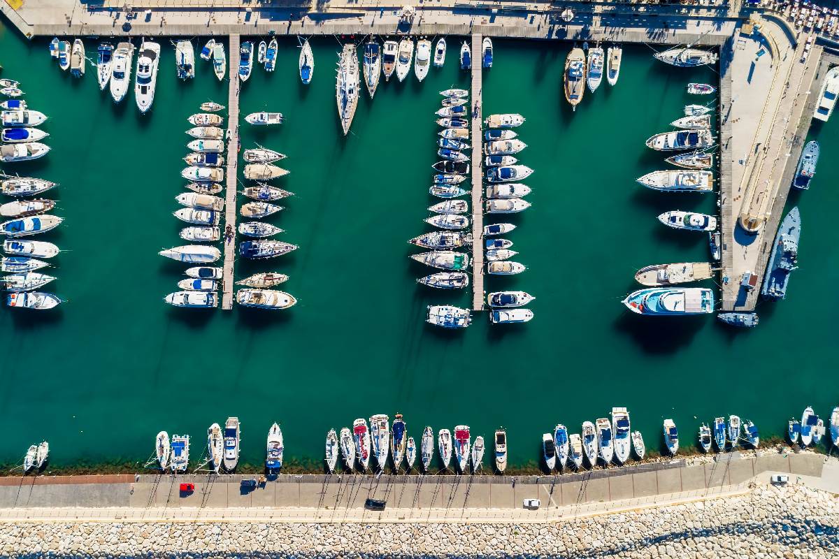 Cypr – Neo Chorio - Planet Escape