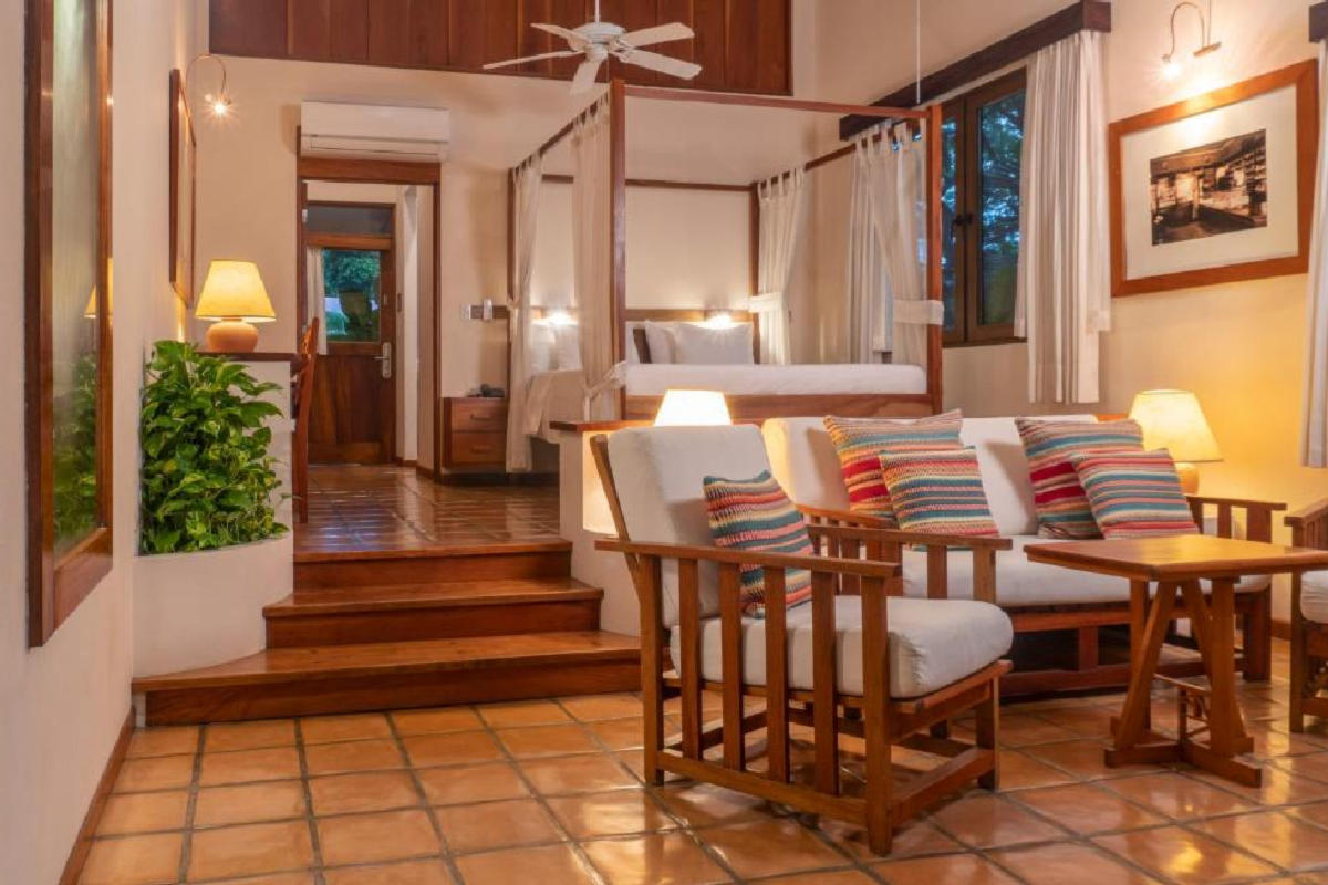 Capitán Suizo Beachfront Boutique Hotel – Superior Room Balcony